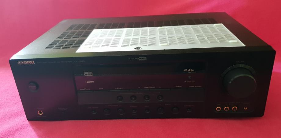 Yamaha RX-V363 AV reciever