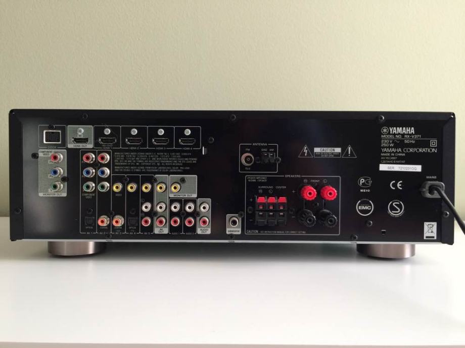 Yamaha RX-V371 AV receiver (stanje 9/10), besplatna osobna dostava