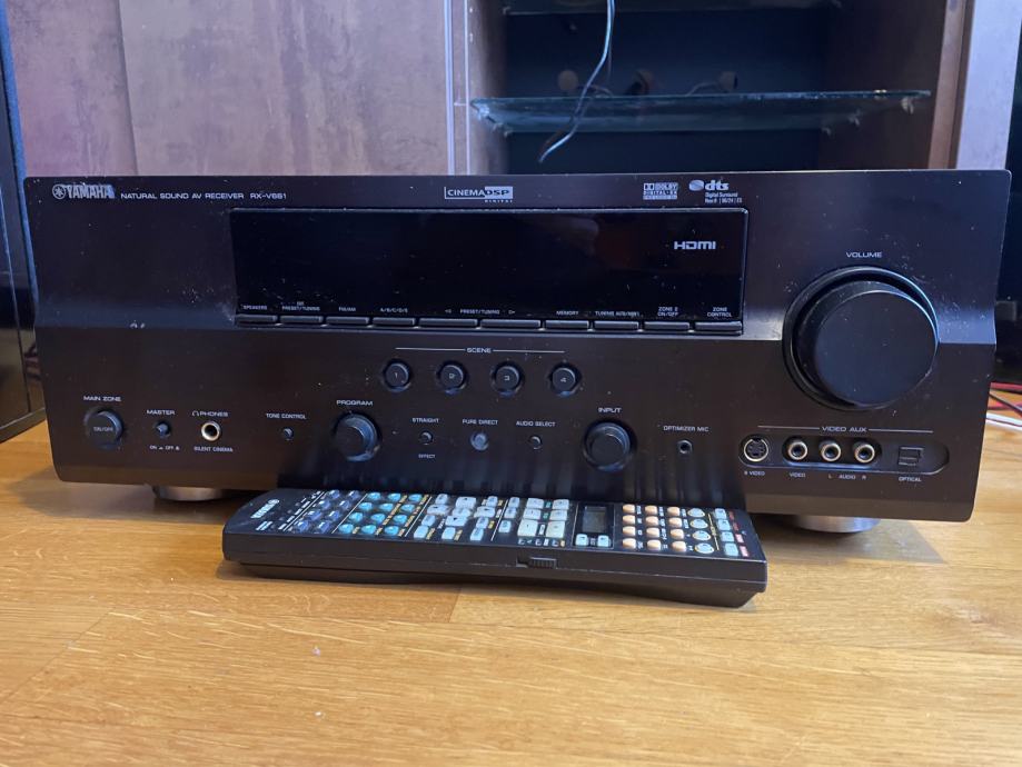 Yamaha RX-V661 receiver