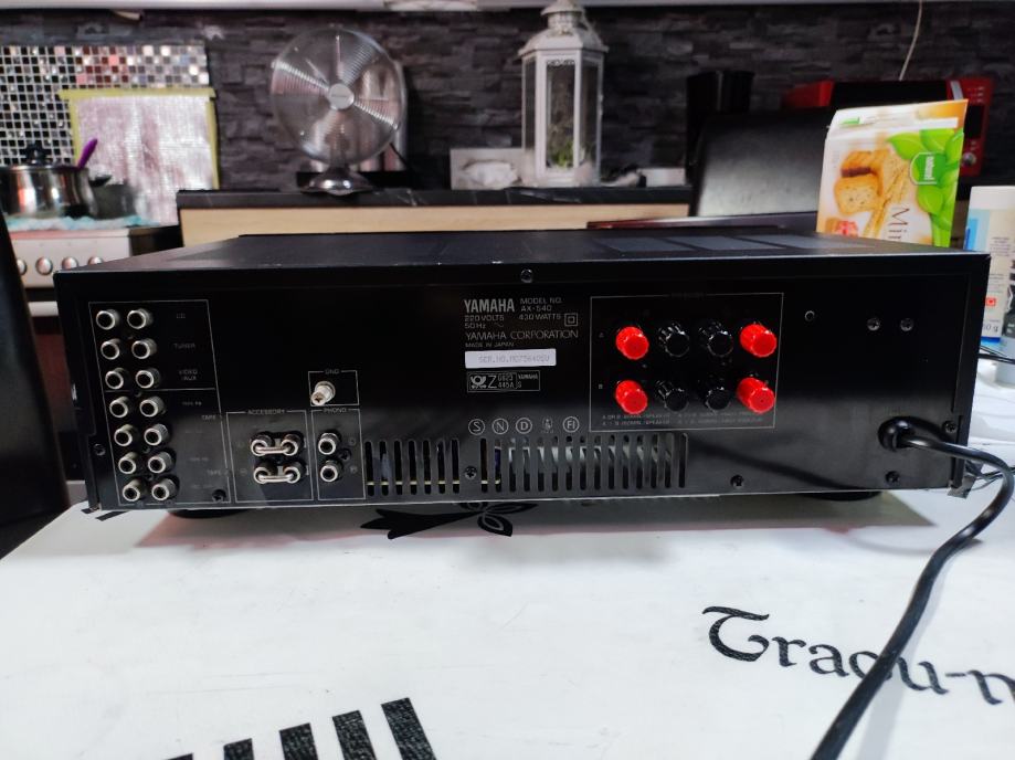 Yamaha stereo pojačalo ax-540