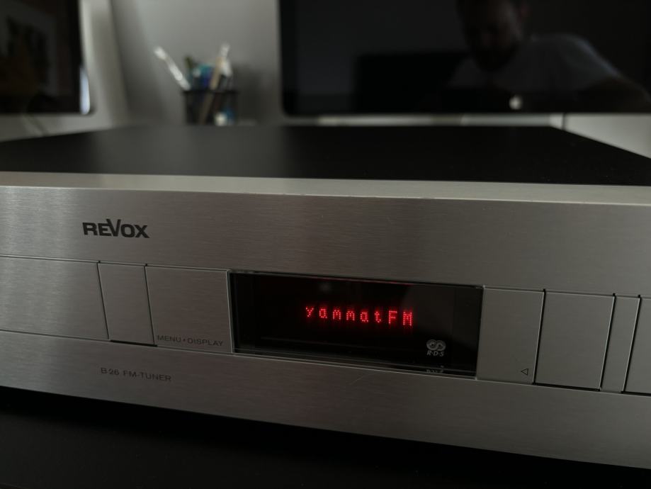 Revox B26 FM tuner