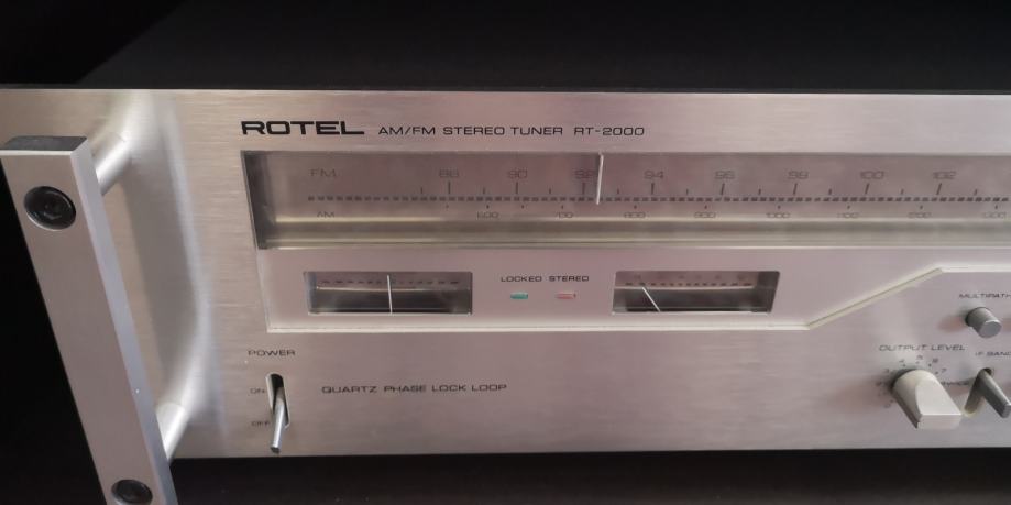 Rotel RT-2000