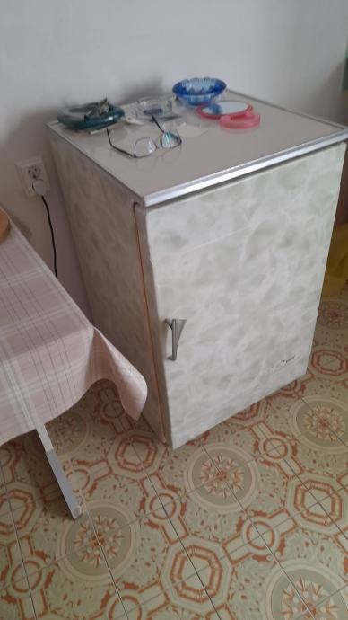 Frižider Obodin POKLANJAM