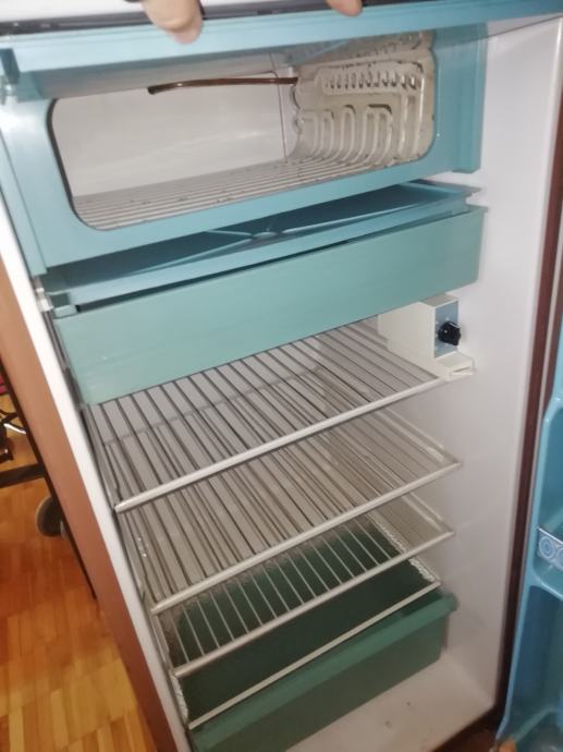 FRIŽIDER OBODIN SMEĐE/PLAVI - RETRO (100 % ispravan) ***H I T N O***
