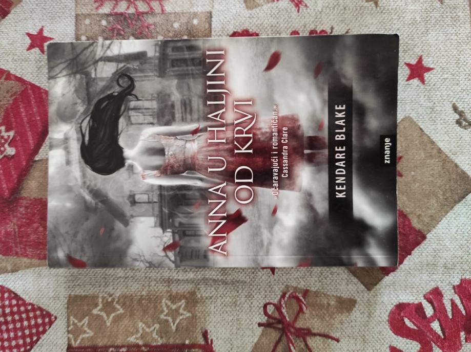 Kendare Blake Anna u haljini od krvi
