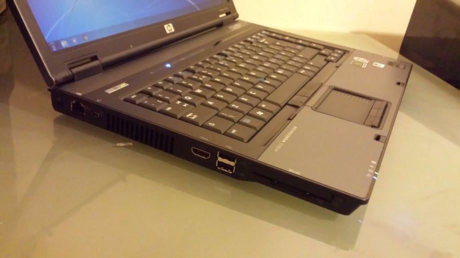 HP Compaq - Dual Core / 4GB RAM / Nvidia 570M / 15.4 Full HD