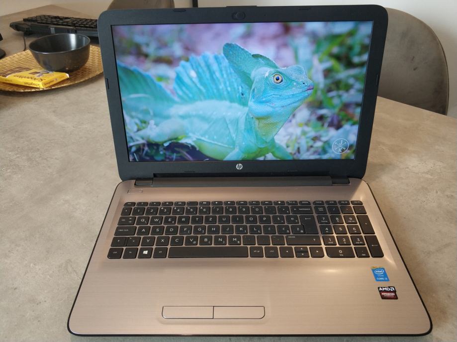 HP 250 G5 (i3/12GB/240GB SSD + 2GB AMD R5)
