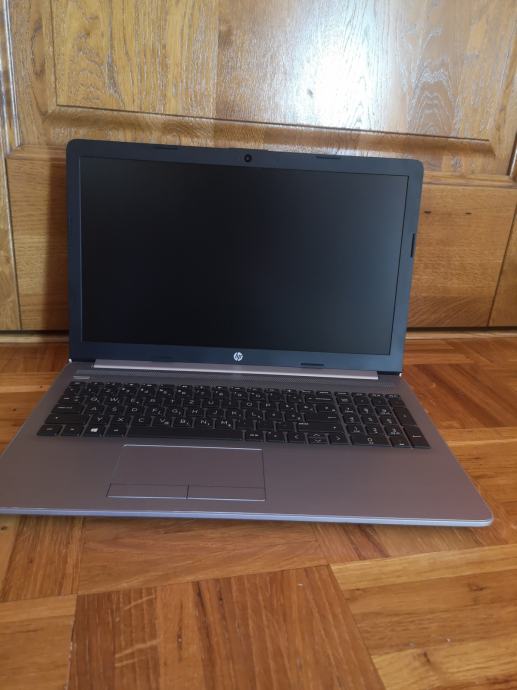 ***HP 255 G7 MODEL RTL8821CE***