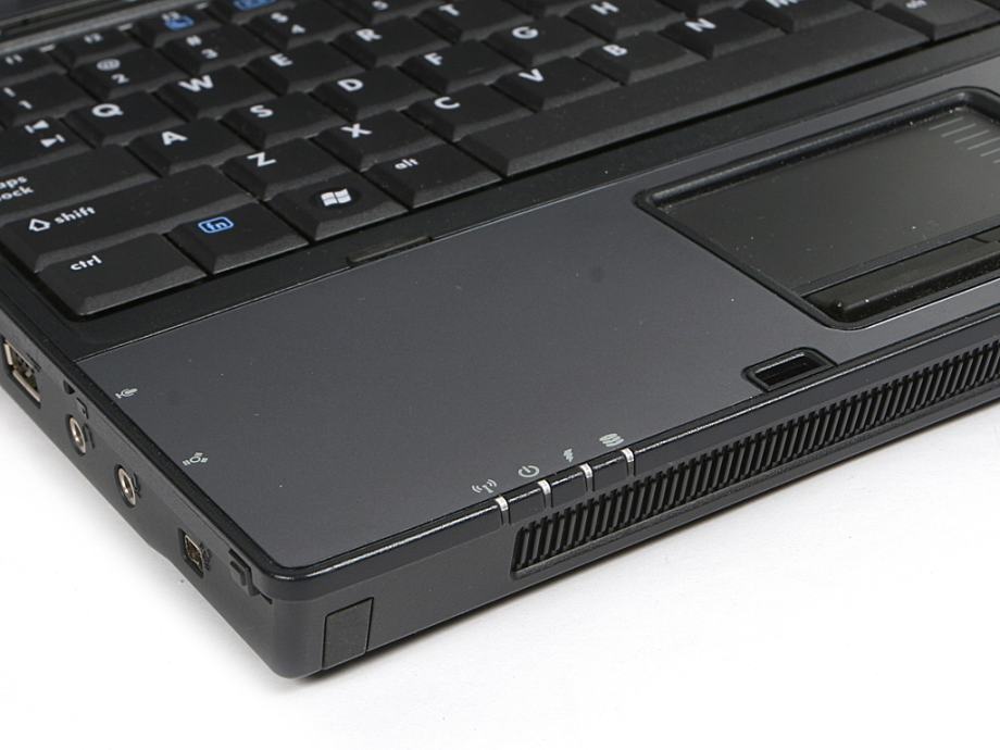 HP 6710b MAX očuvan...radi kao i prvog dana bez greške!