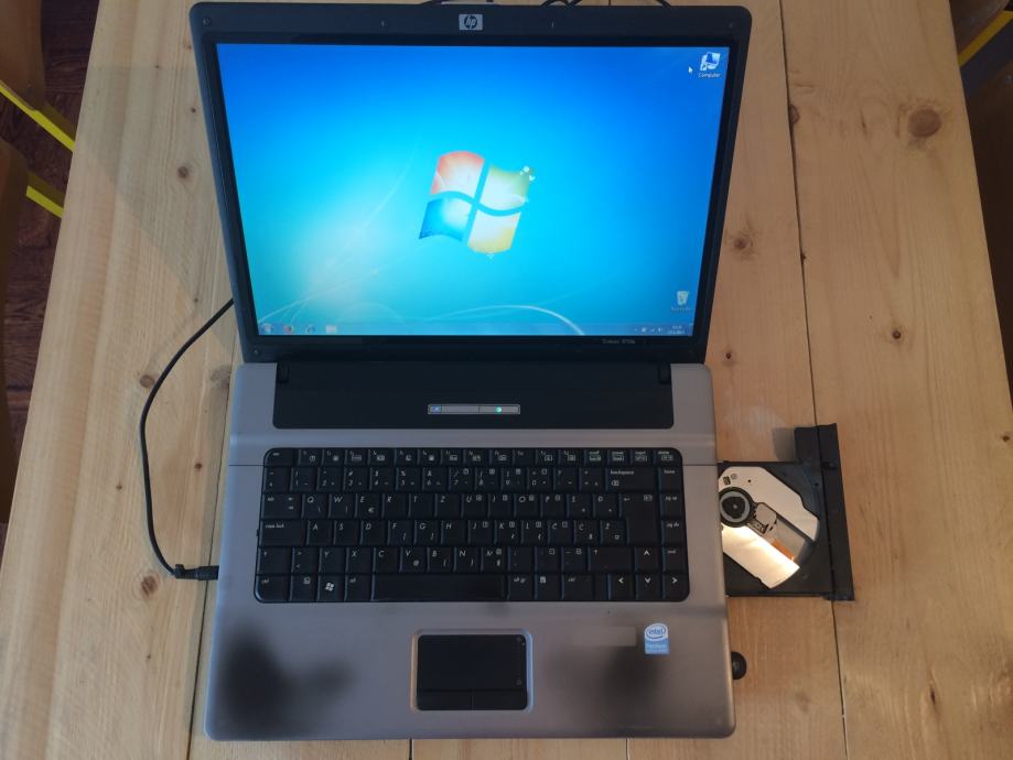 HP Compaq 6720s Notebook PC