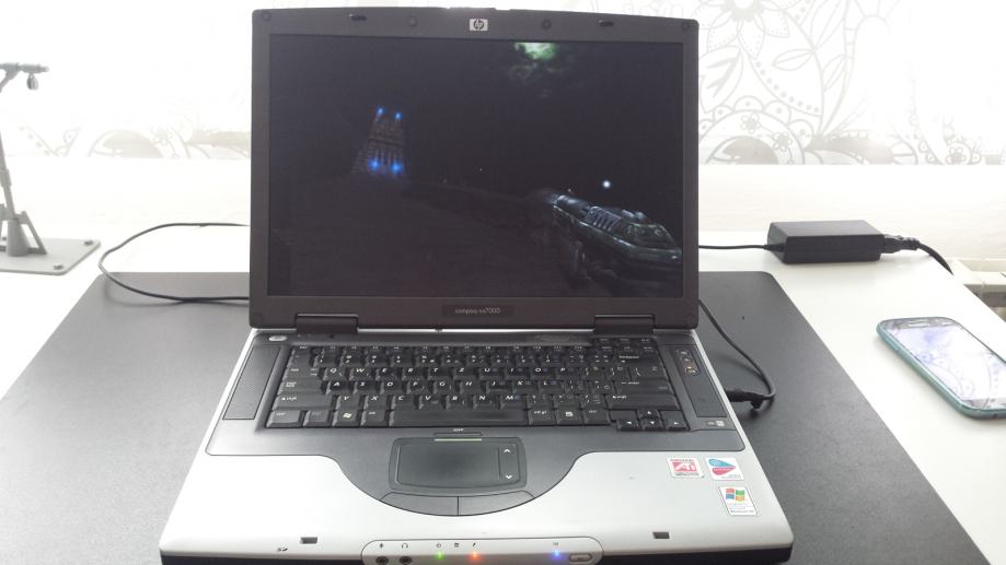 HP Compaq NX7000, 15.4 - 1680x1050, 1.5GHz, 1.25 GB RAM, 60 GB HDD