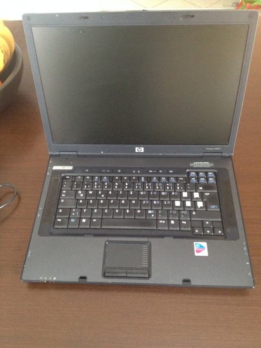 HP Compaq nx8220 laptop