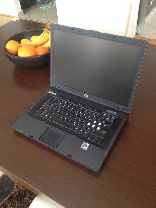 HP Compaq nx8220 laptop