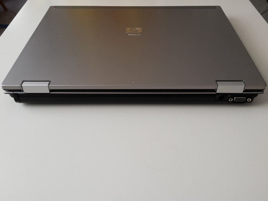 HP EliteBook 8530p laptop 15.4