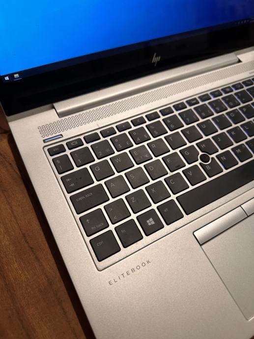 HP Elitebook i5 / 8GB RAM / Touchscreen