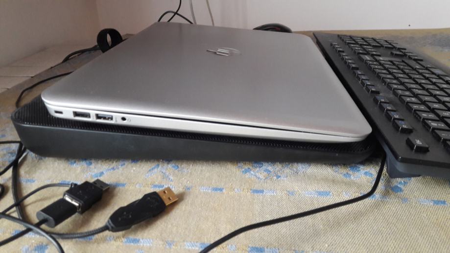 HP Pavilion 15-bc009nm ( i5, 8GB RAM, GeForce GTX 960m )