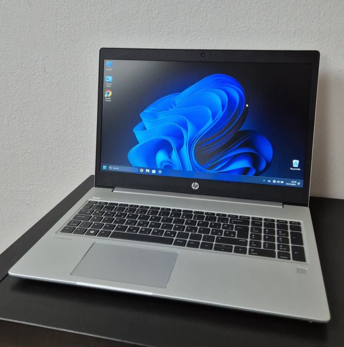 HP ProBook 450 G6 i3 / 12 GB / 256 GB SSD / Intel HD 620 / 15,6