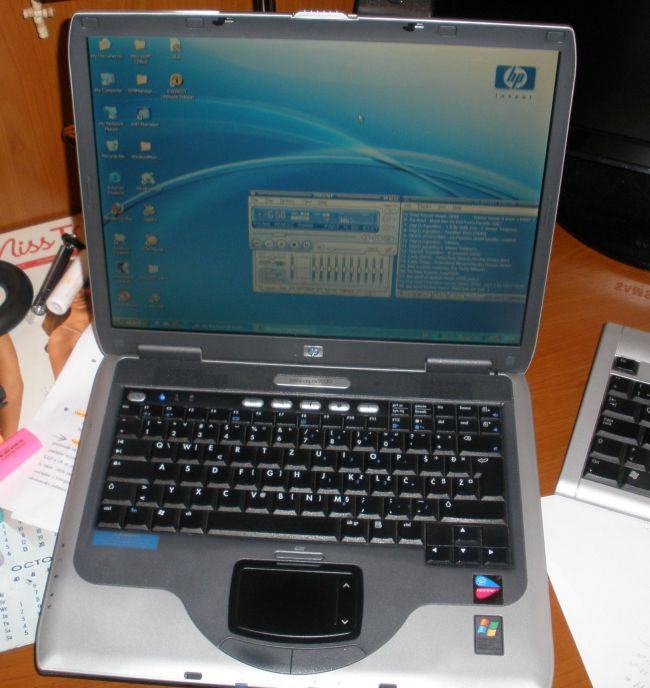Laptop Compaq HP NX9030 centrino