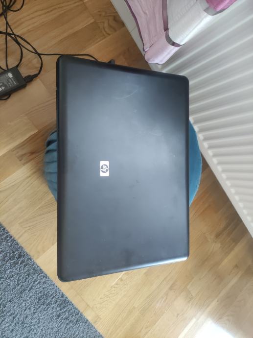 Laptop HP 6830s
