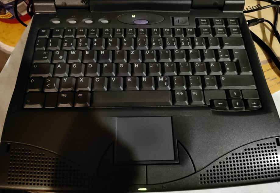 Retro laptop Compaq Armada 1592DT