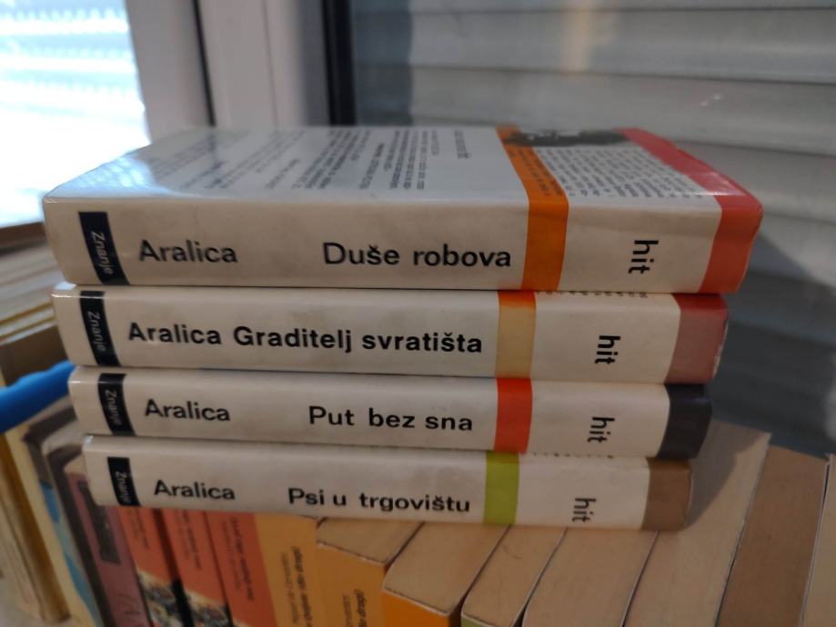 Aralica - Duše robova-Graditelj svratišta-Put bez sna-Psi u trgovištu