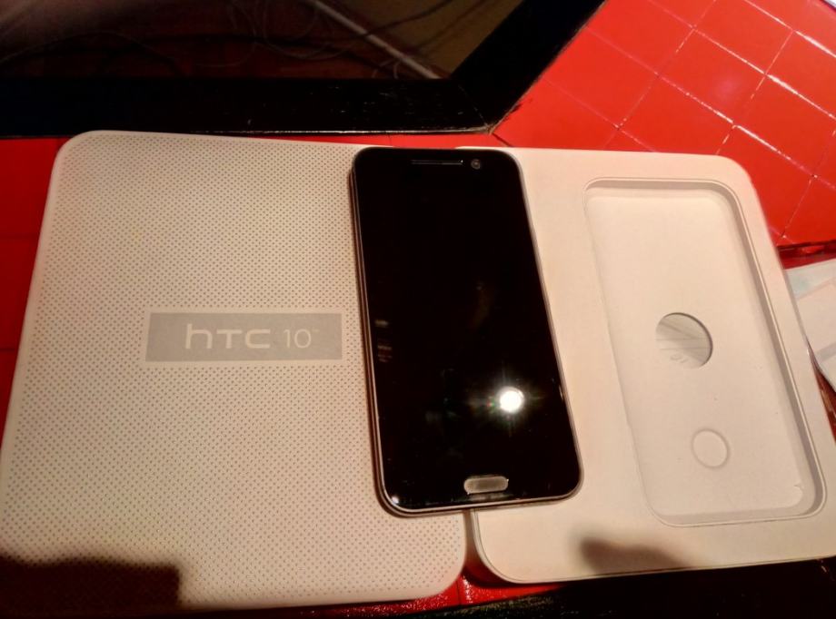 Htc one 10