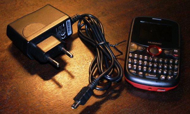 Huawei G6005 dijelovi, za dijelove, punjač mini usb tip B