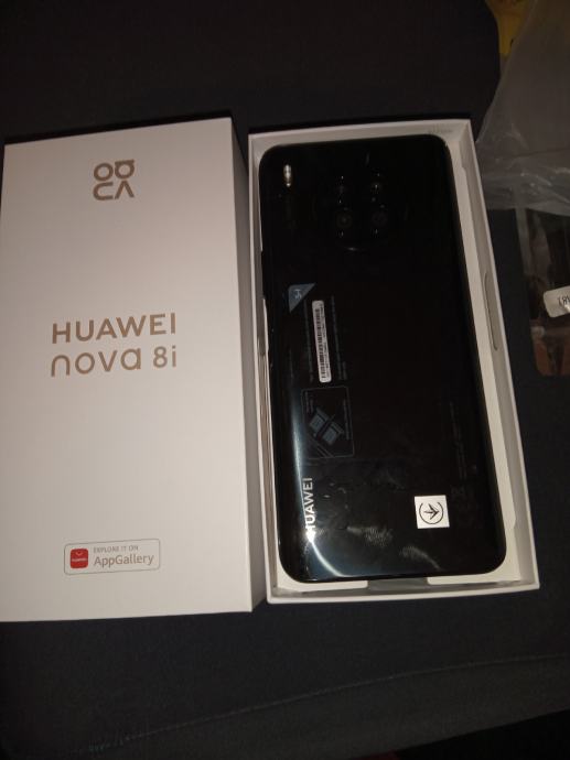 HUAWEI NOVA 8 i
