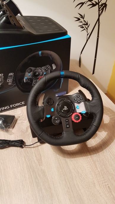 Logitech G29 volan, PS4,PS3,PC