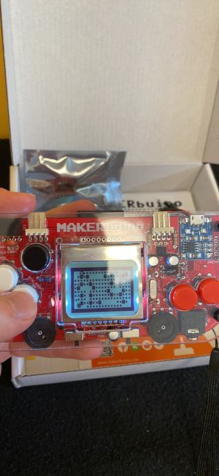 MAKERbuino standard kit assembled (sastavljen i sa dodacima)