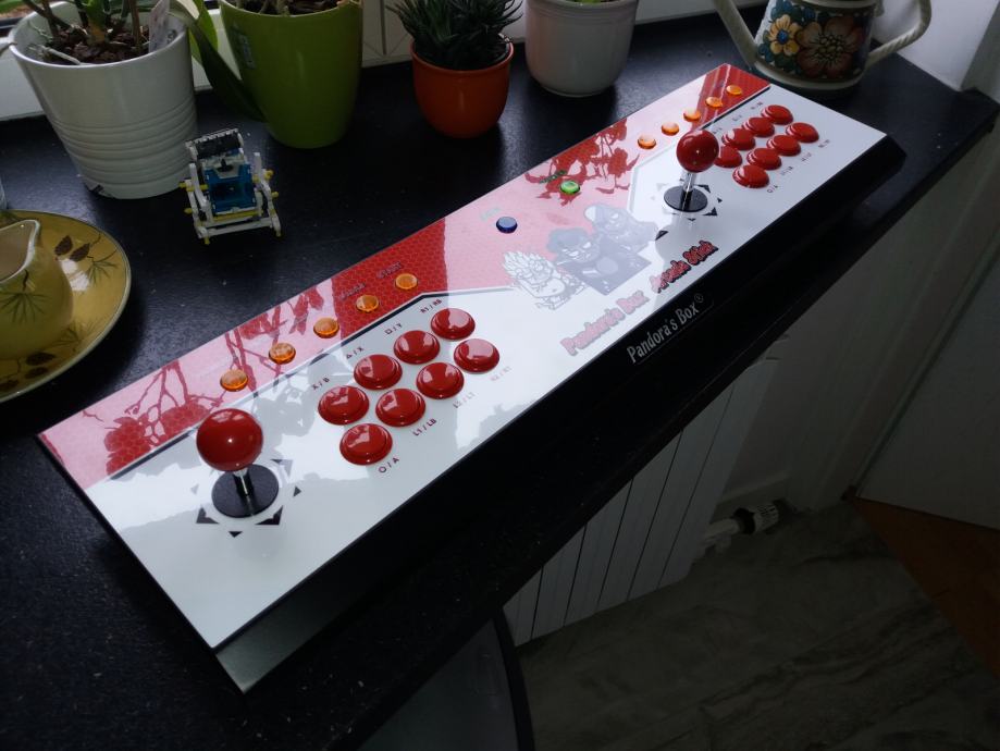 Pandoras box 6 / sve SANWA / 8 tipki / 32GB, retro arkadna konzola
