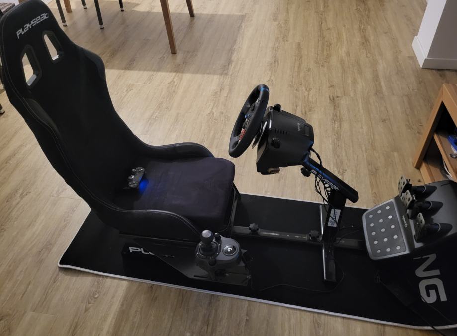 Playseat evolution + volan logitech G29 + mjenjač brzine