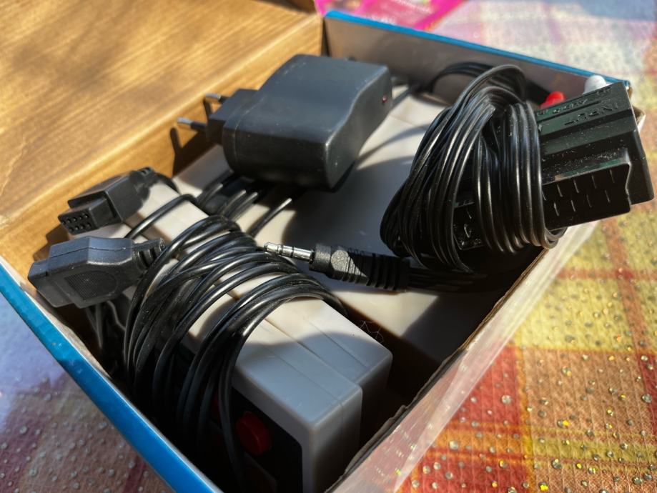 Retro igrice konzola 620 vrsta