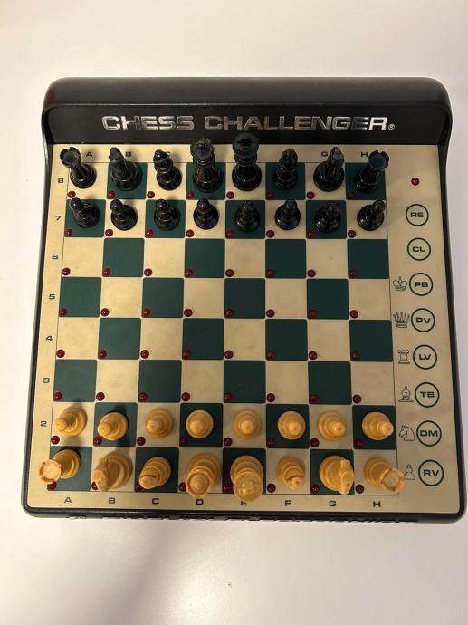 Vintage Fidelity Sensory Chess Challenger 9 elektronički šah