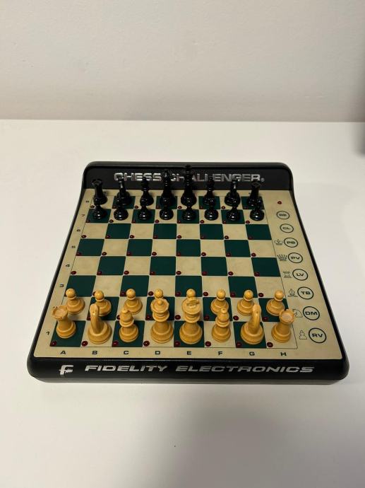 Vintage Fidelity Sensory Chess Challenger 9 elektronički šah