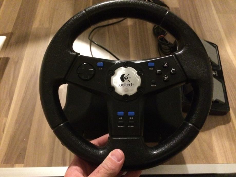 Volan Logitech Rally Vibration Feedback Wheel za PC/PS2/PS3