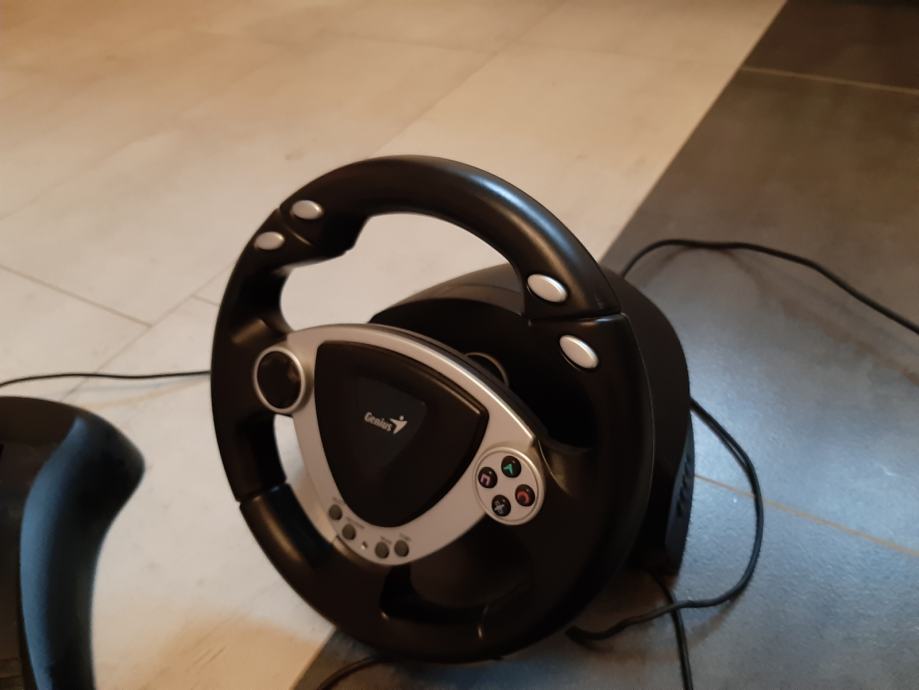 Volan za PC (Genius)