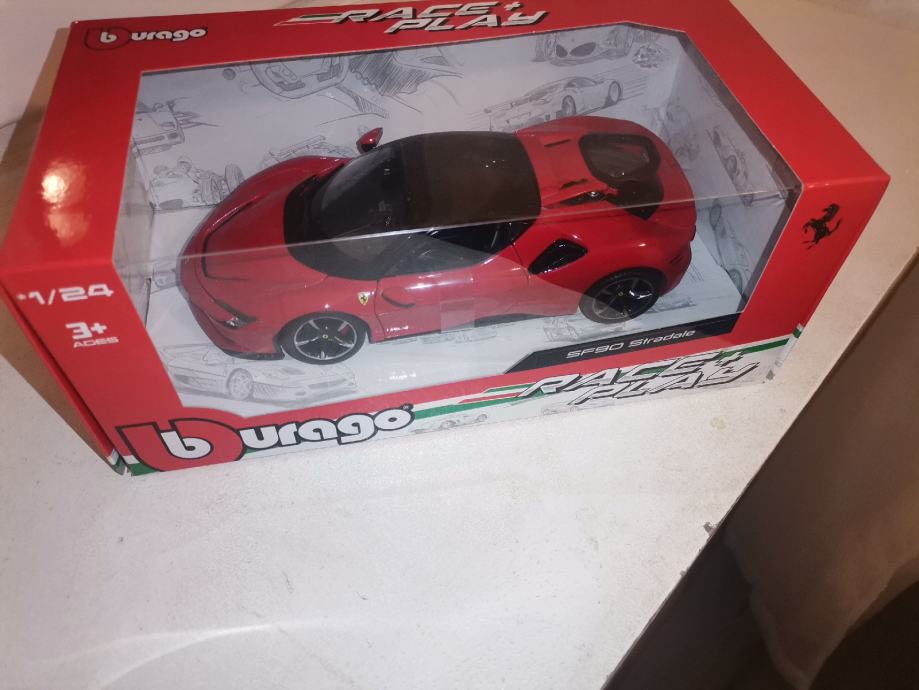 BBurago model Ferrari TOP SF90 Stradale, 1:24