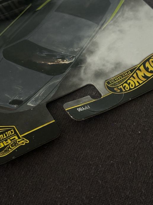 Hot Wheels Premium Slide Street 2 Ford Mustang