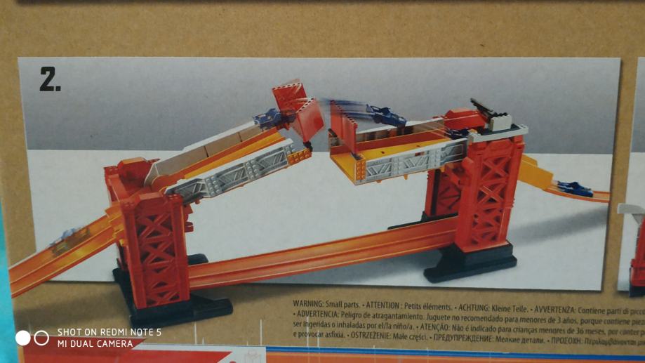 Hot Wheels-Track Builder Stunt Bridge+GRATIS HW Advent Calendar-NOVO