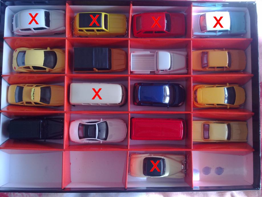KOLEKCIONARSKI AUTOMOBILI, 19 NEKORIŠTENIH AUTIĆA na fotografijama