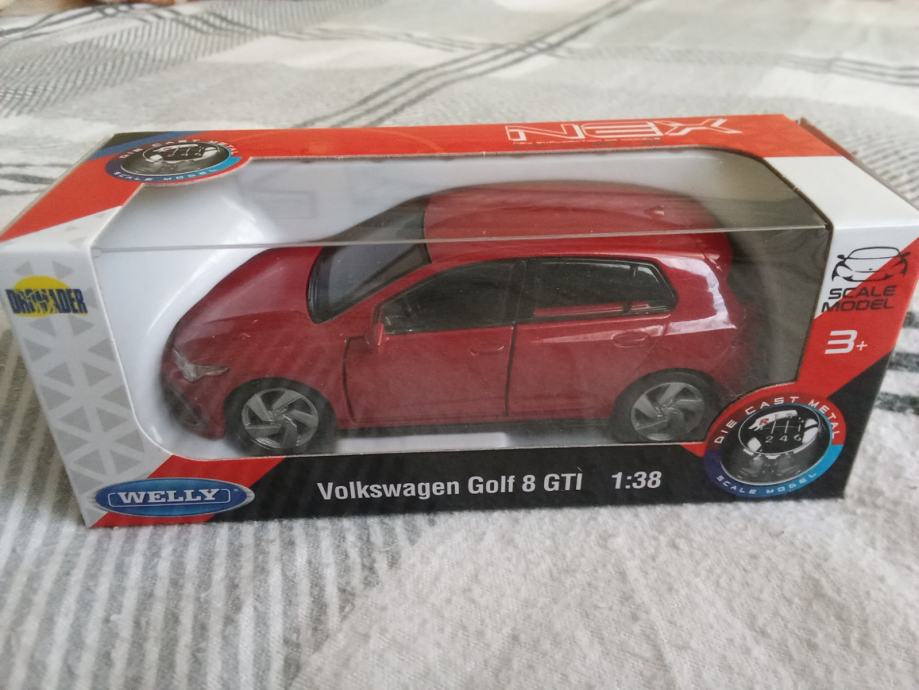VOLKSWAGEN GOLF 8 GTI (NOVO) autić igračka model 1:38 Welly