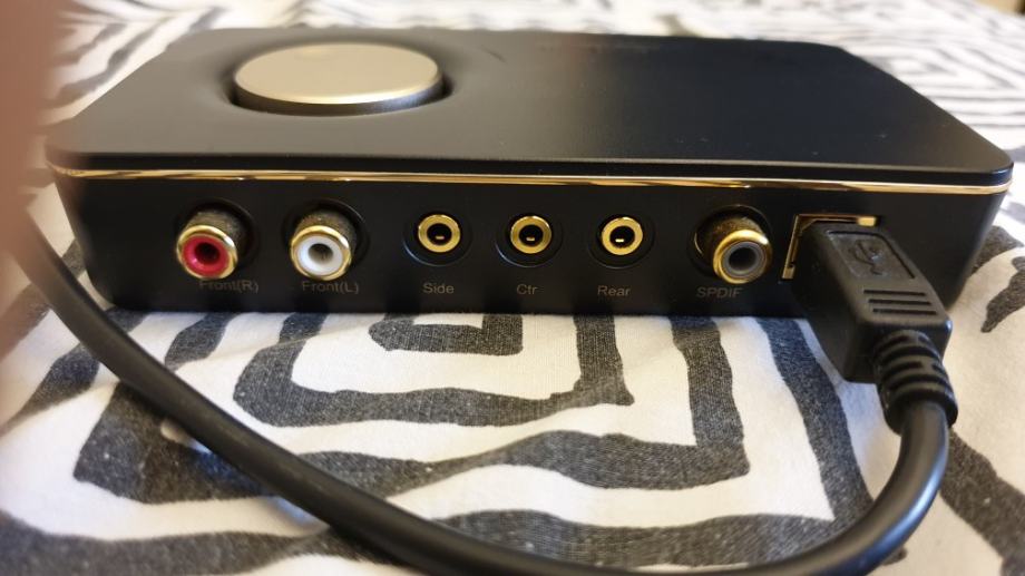 Asus Xonar U7 usb zvučna kartica