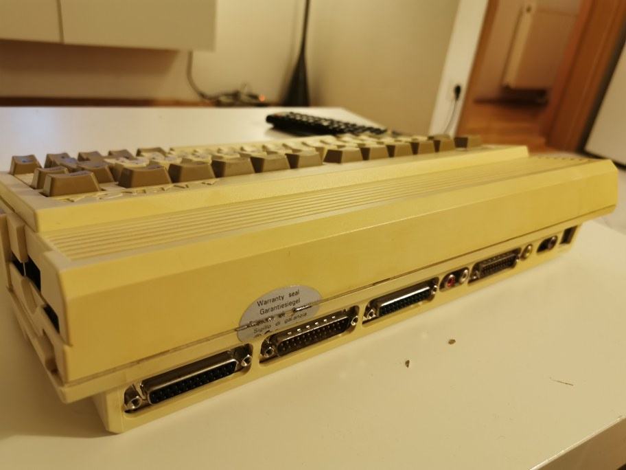 Commodore Amiga 600 HD