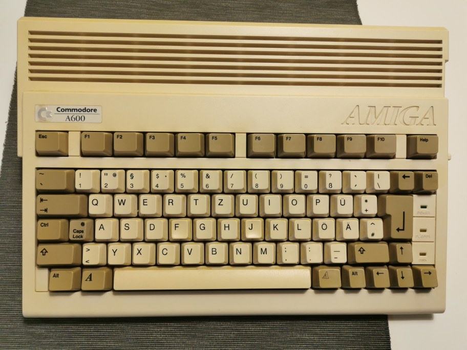 Commodore Amiga 600 HD