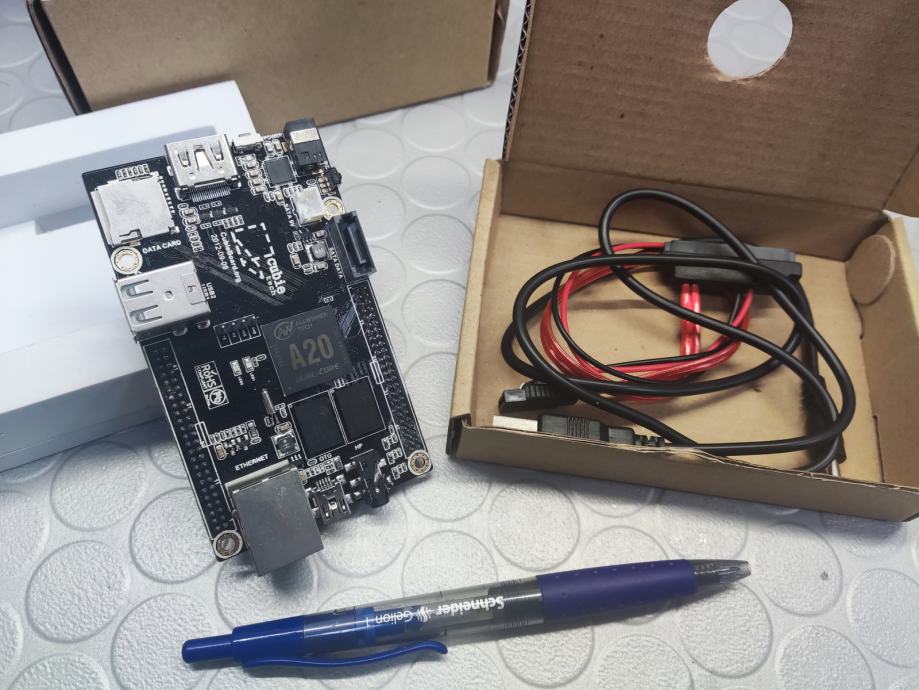 CubieBoard + CubieBoard2 SingleBoardComputer A10 & A20