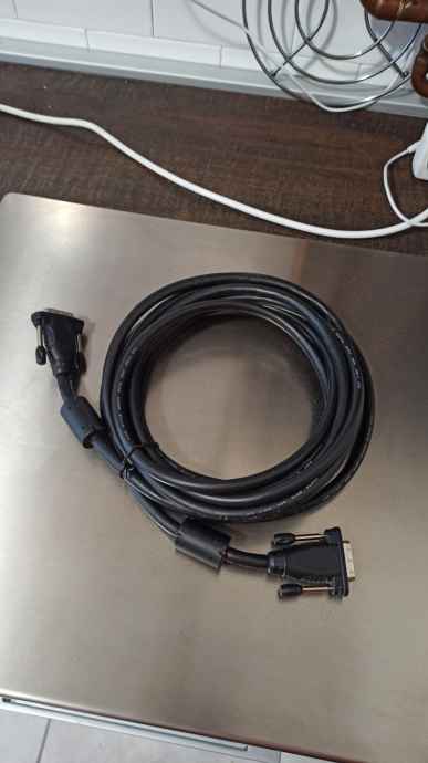 DVI kabel za monitor 4 metra