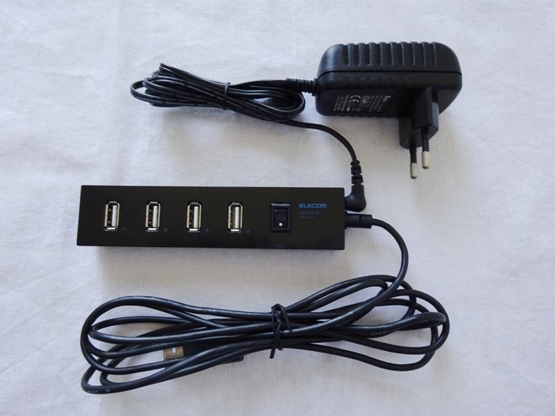 Elecom 4-Port Powered Mobile Hub (USB hub sa napajanjem 5V/2A)