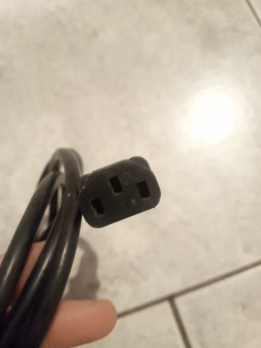 Kabel za napajanje monitora,printera i slicno