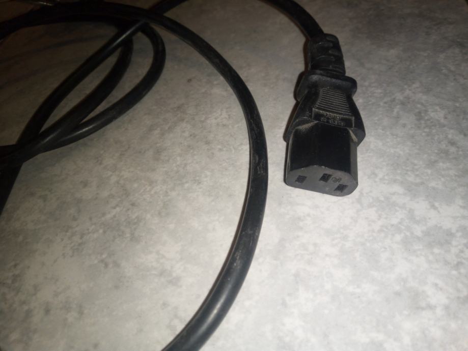 Kabel za napajanje monitora,printera i slicno